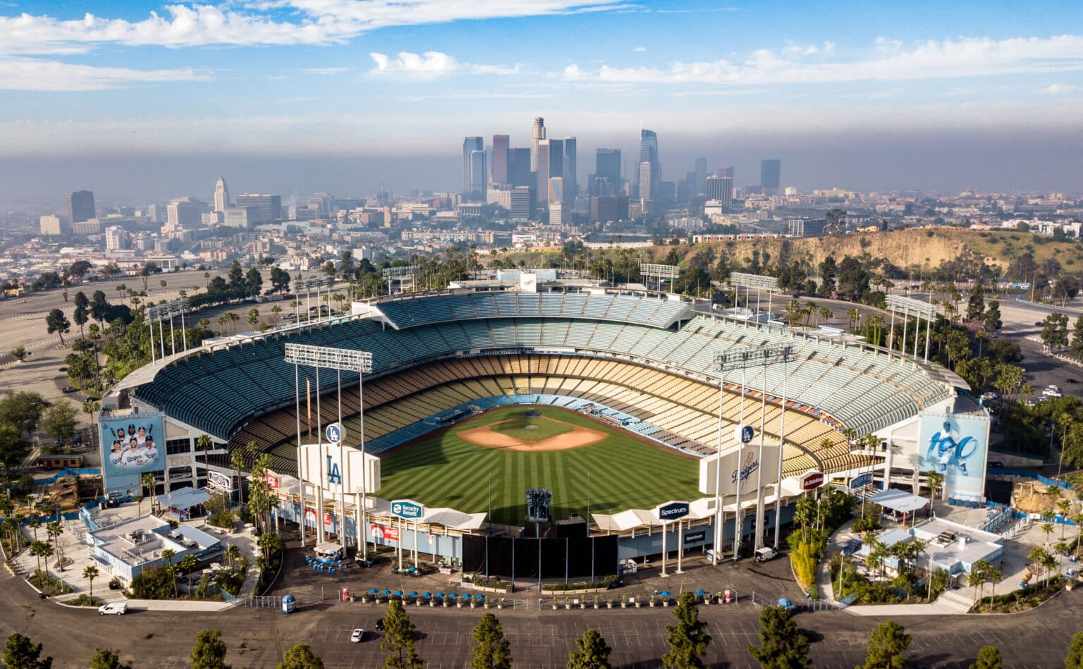 Historic MLB Stadiums: Iconic Design and Architecture | Built