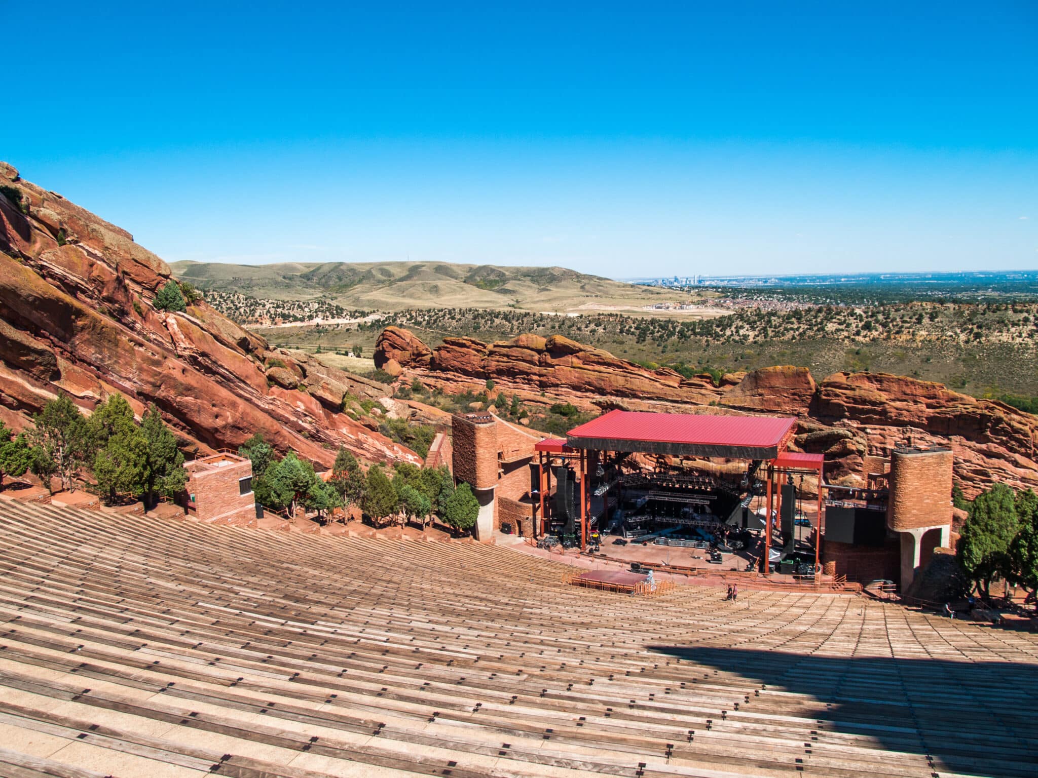How Iconic Music Venues Are Engineered for Perfect Sound | Built