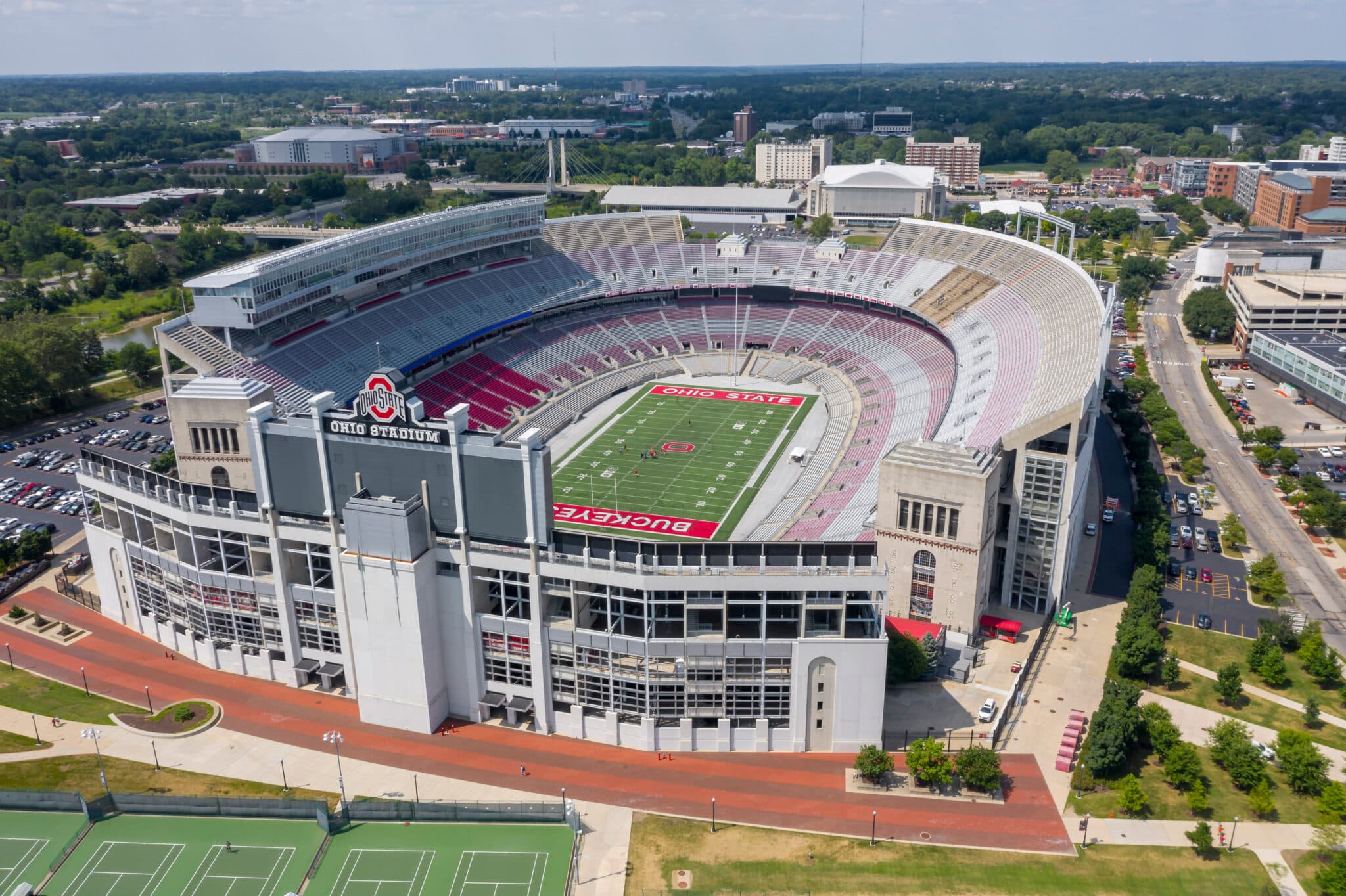 Inside College Football’s Greatest Stadiums | BUILT